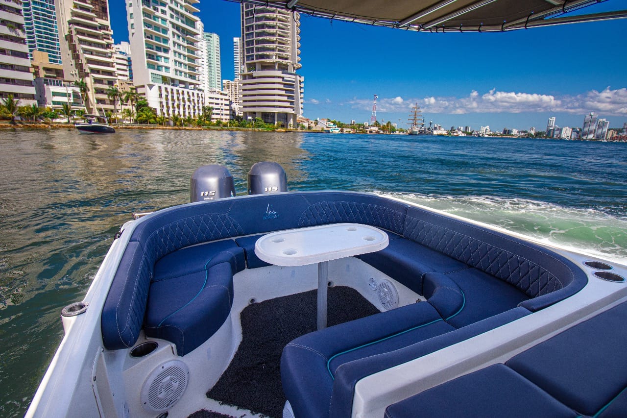 Descanso en Cartagena a bordo de bote o yate de lujo | Boats4U